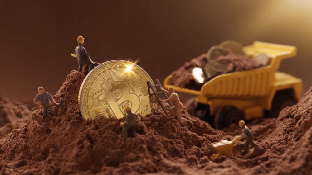 Ako ťažiť kryptomeny? Sprievodca ťažbou Bitcoinu